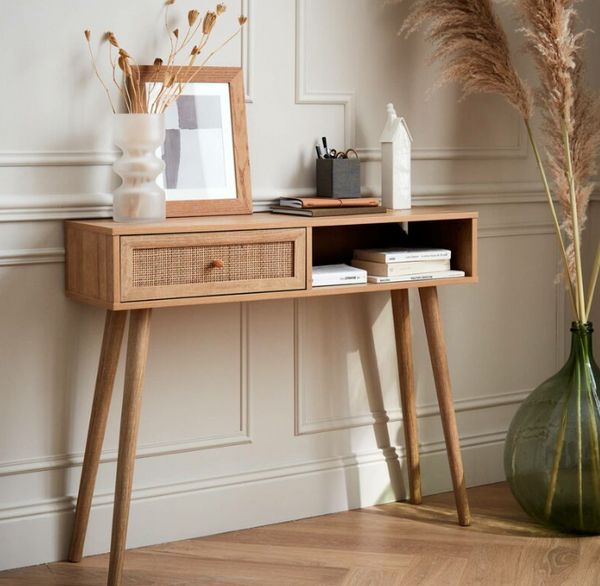 Study Table 3 – Ministry of Decor